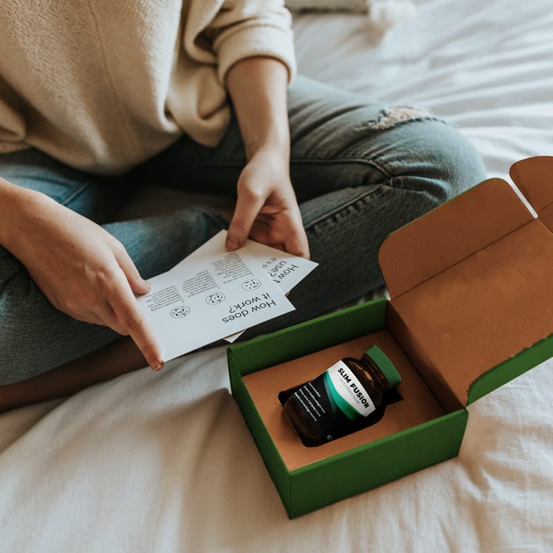 Free Box And Bottle Mockup PSD