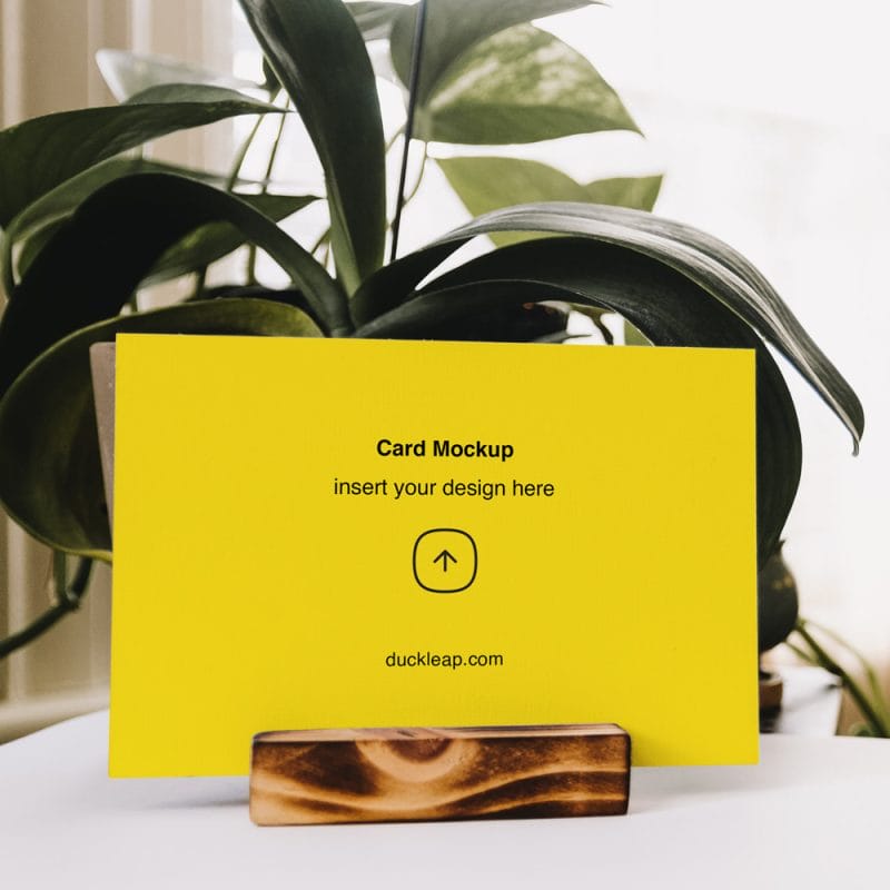 Free Wedding Table Card Mockup PSD