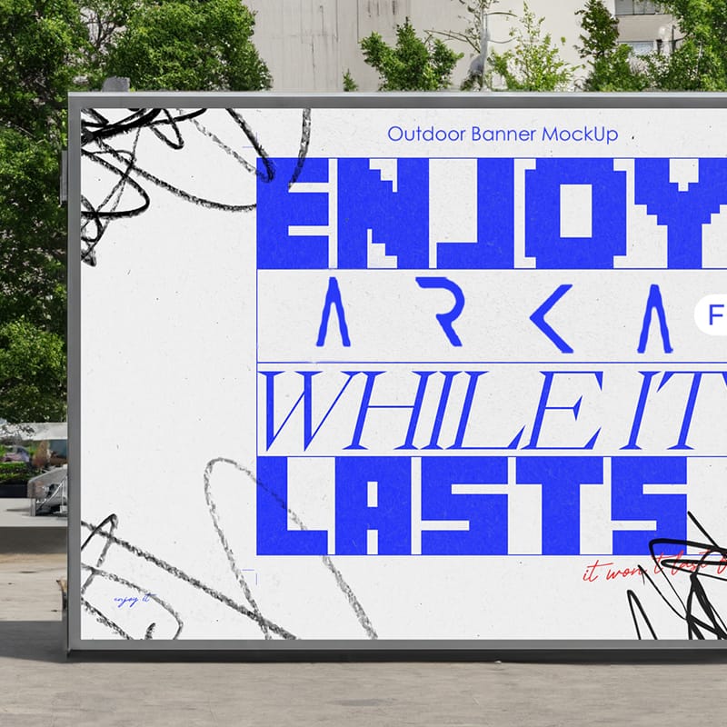 Free Outdoor Banner Mockup Template PSD