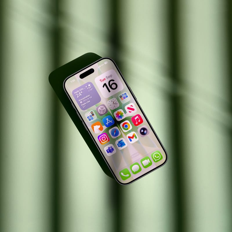 Free Shadow IPhone 17 Pro Mockup PSD