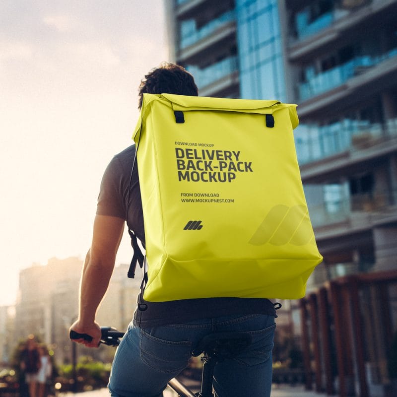 Free Delivery Bag Mockup Template PSD